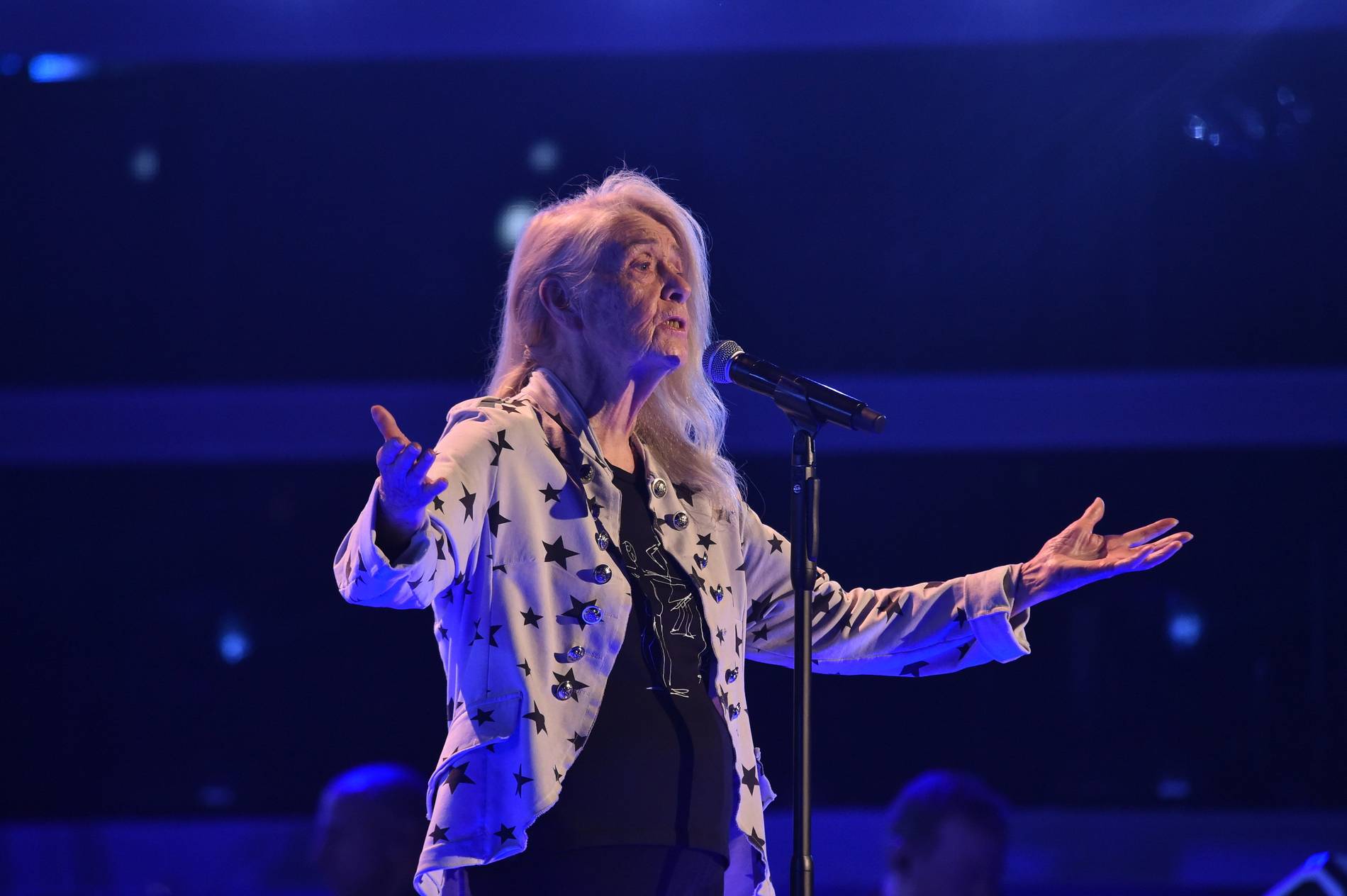 Lore Duwe in Wuppertaler City-Kirche: Kuriose Dinge und die Zugehfrau