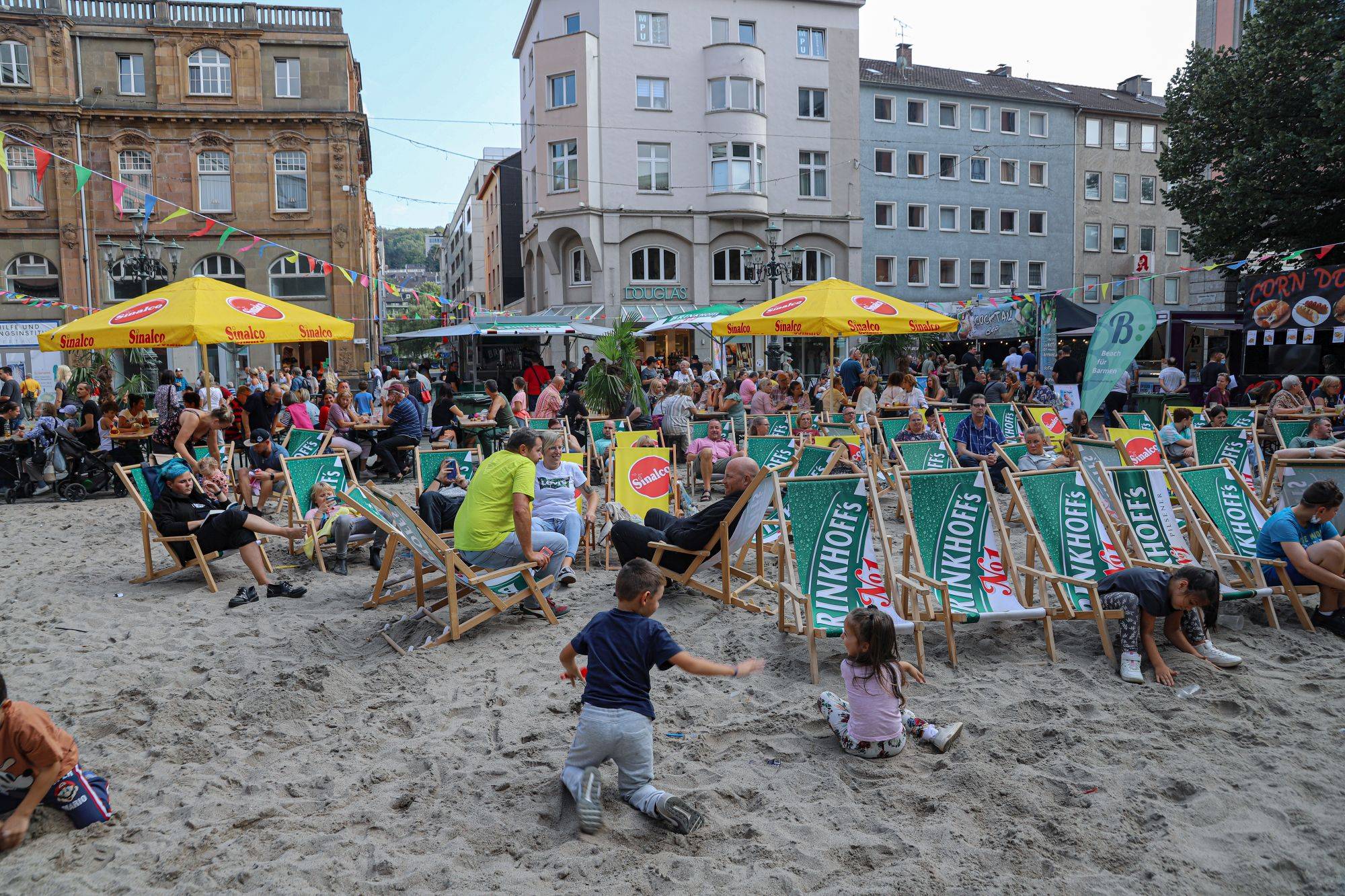 „Street Beach Festival“ in Wuppertal-Barmen
