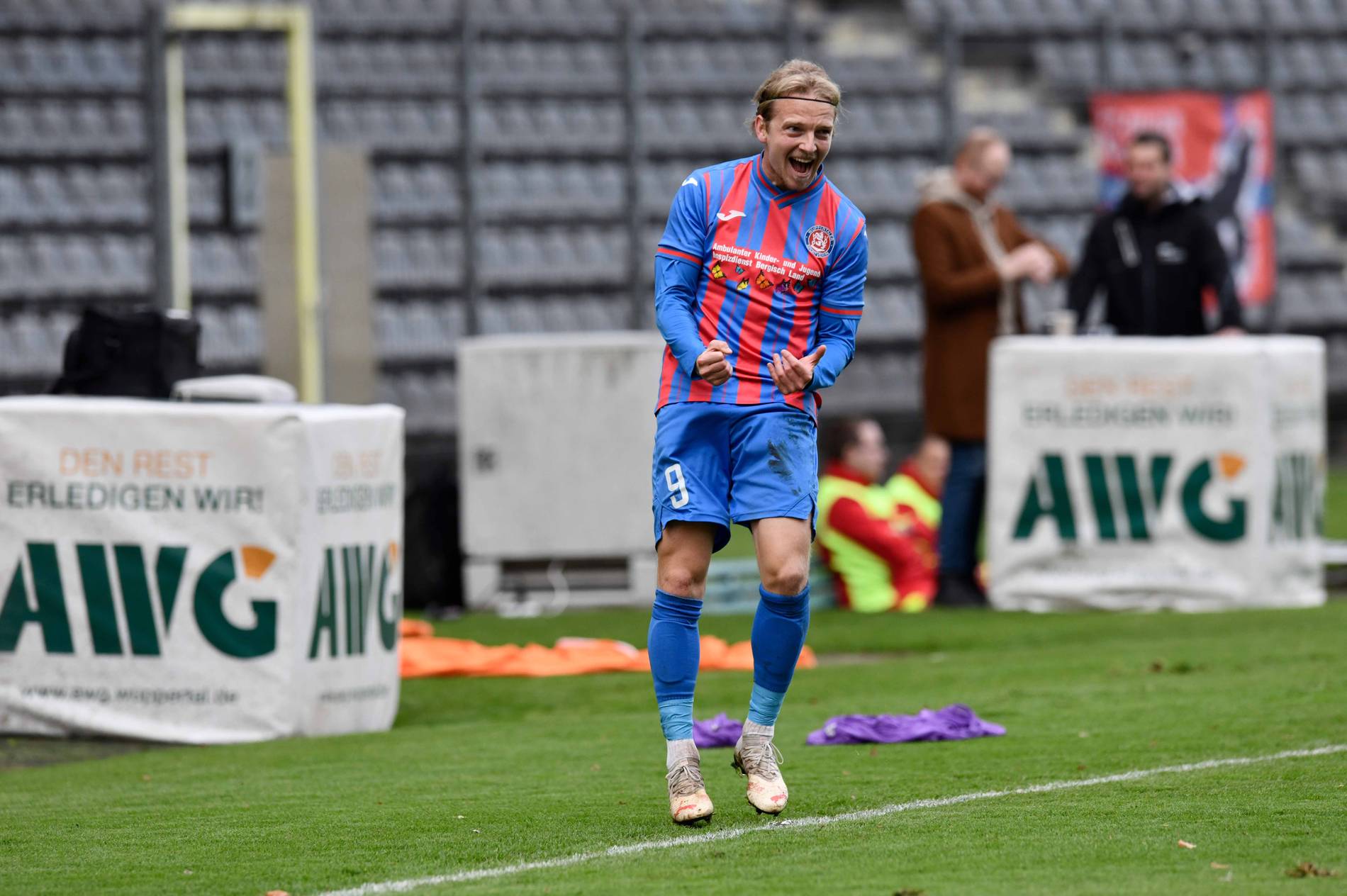 Fußball-Regionalligist WSV schlägt Düsseldorf II 4:1 (2:1)