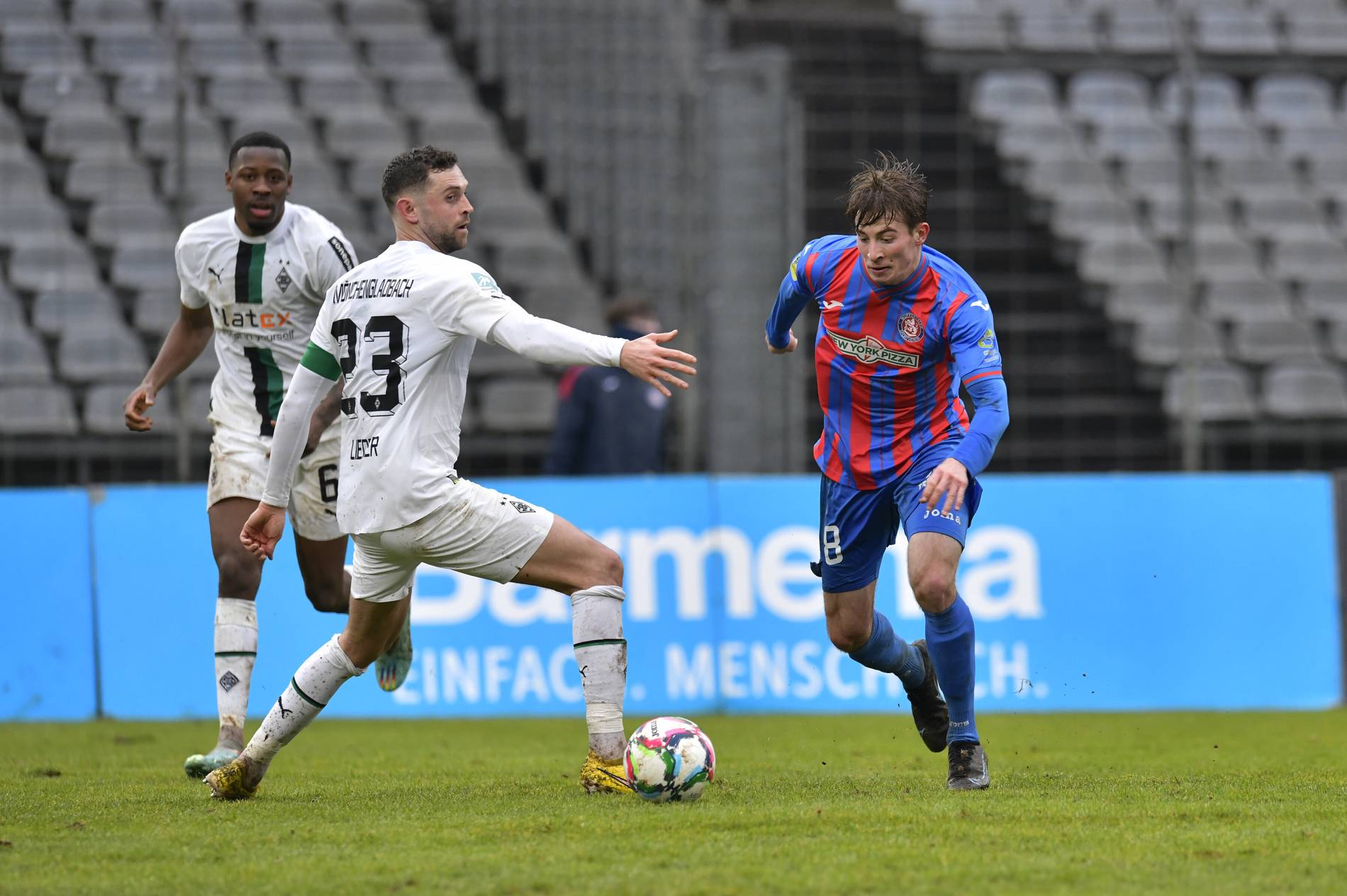 Fußball-Regionalligist WSV verlängert auch mit Lukas Demming