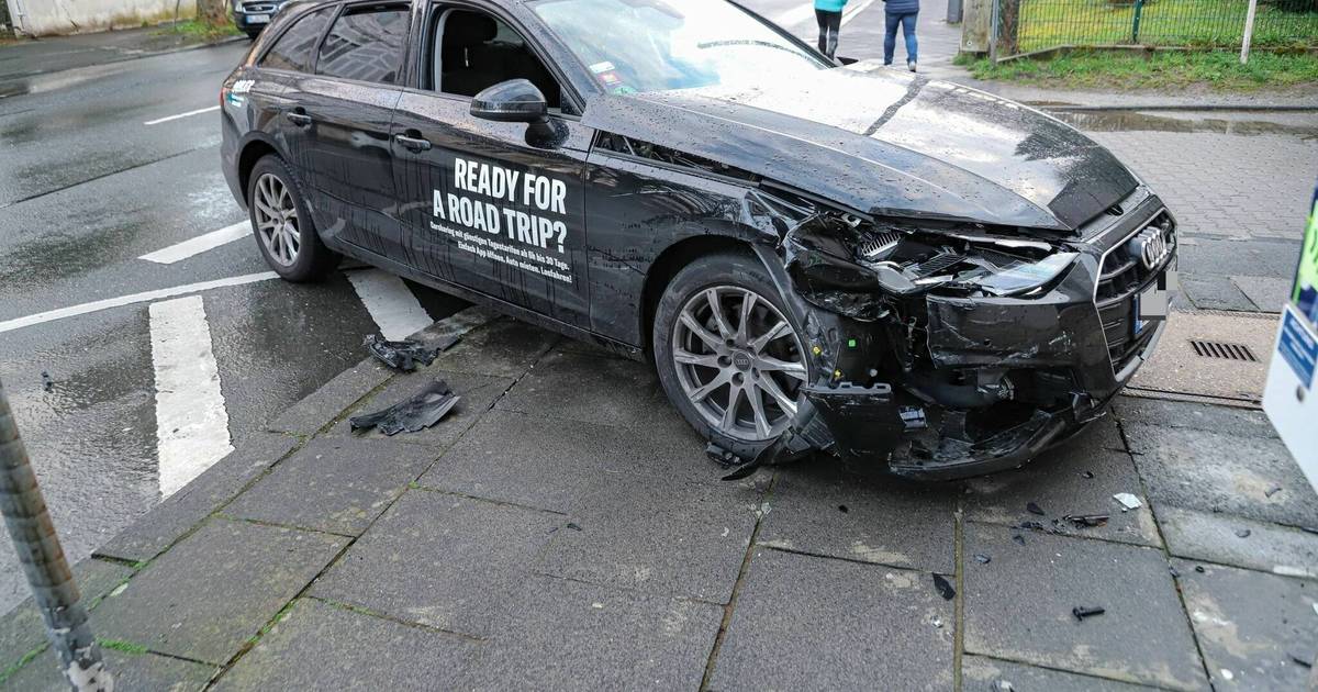 Verdacht auf illegales Autorennen in Wuppertal