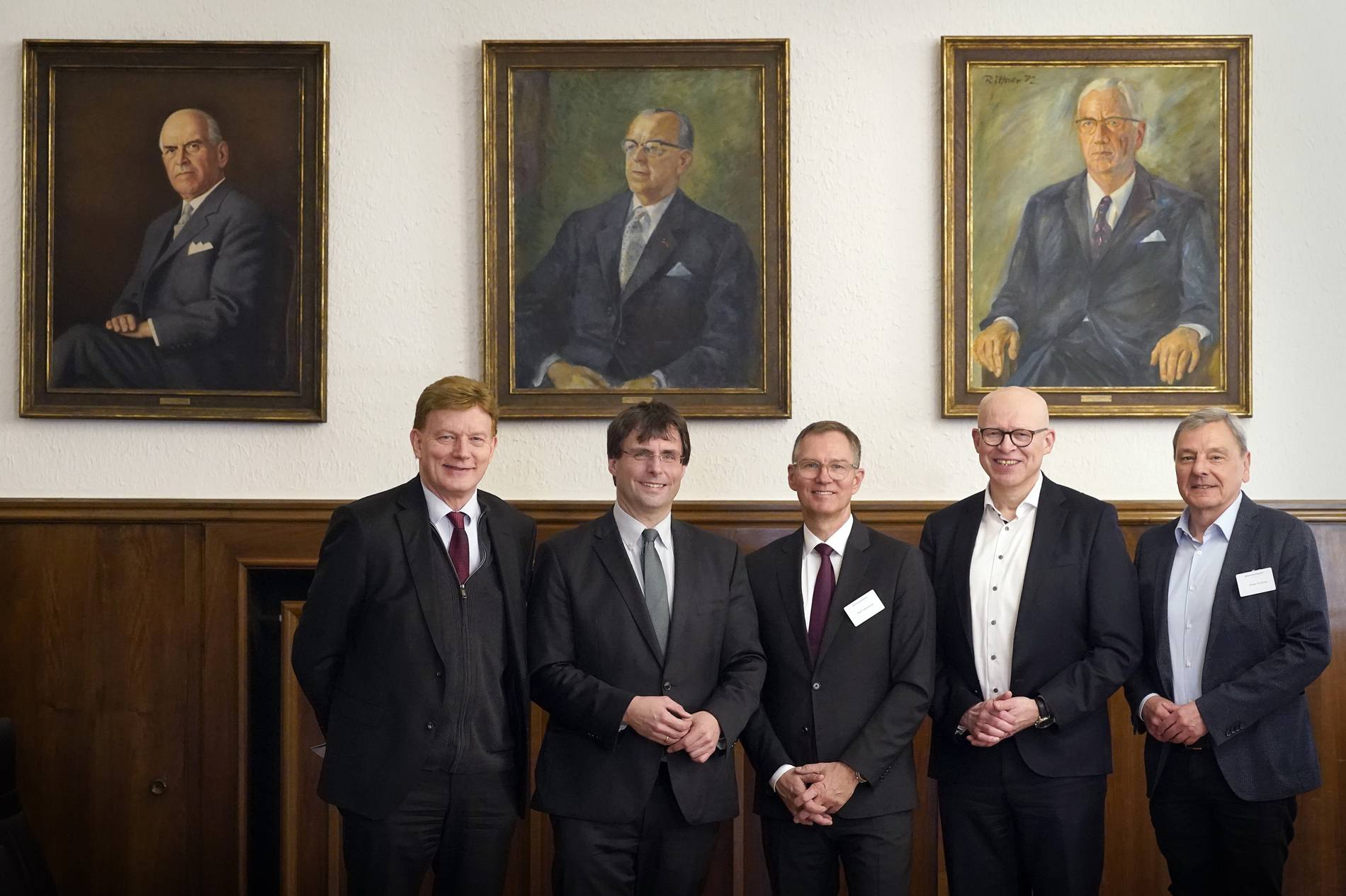 NRW-Finanzminister zu Gast bei Bergischer IHK in Wuppertal