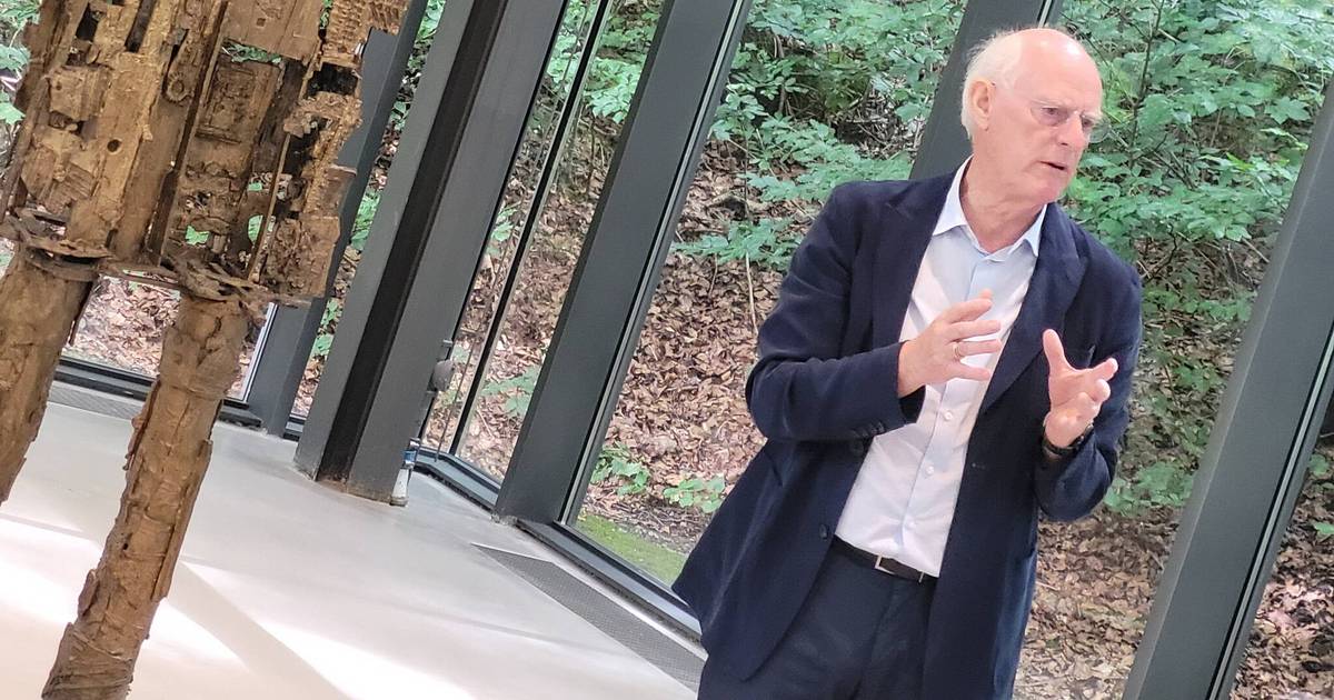 Ausflug zu Tony Craggs Skulpturen im Unterbarmer Wald