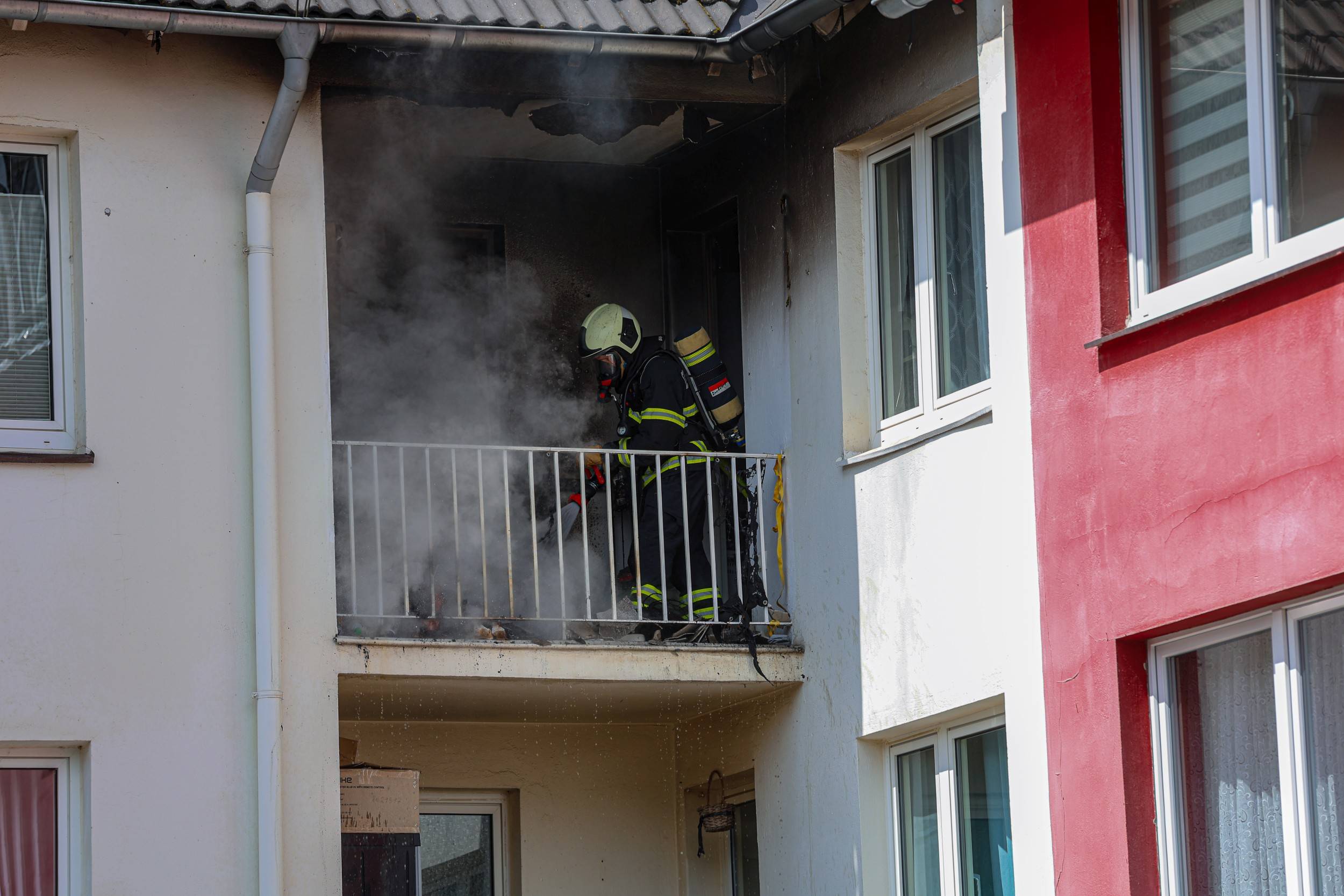Bilder: Balkonbrand in Wuppertal-Barmen