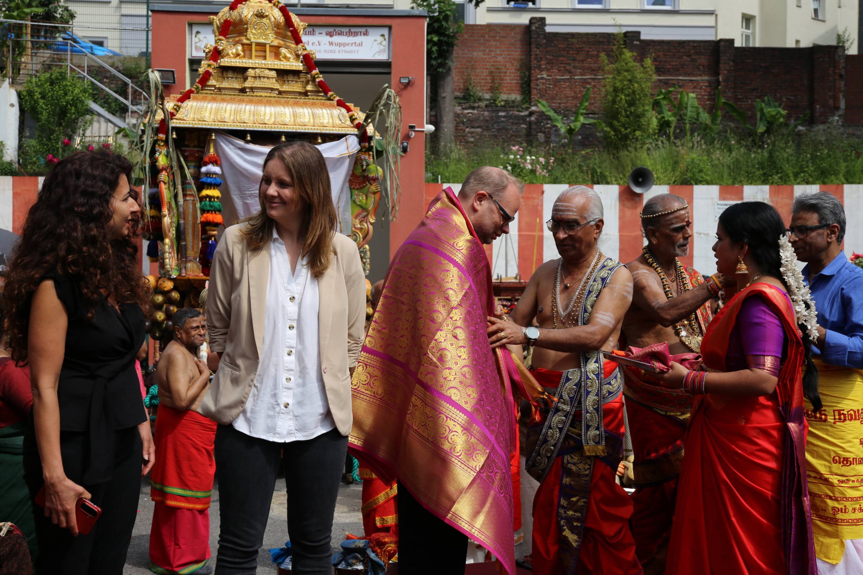 Bilder: Große Wuppertaler Hindu-Prozession 2026