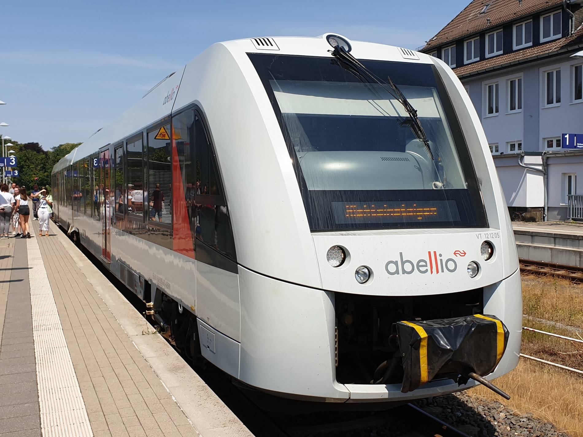 Abellio verlängert den Sommer: Eis-Aktion auf der Linie S 7