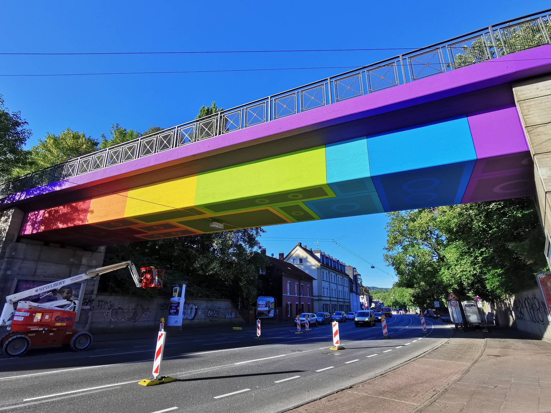 Verein "Neue Ufer" Wuppertal: Bunte Fahnen für Langerfeld-Trasse